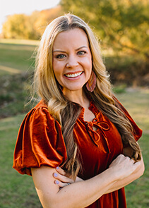 Meet Our Allen, TX Dentist, Pennie Moreland, DDS | Southern Star Dental